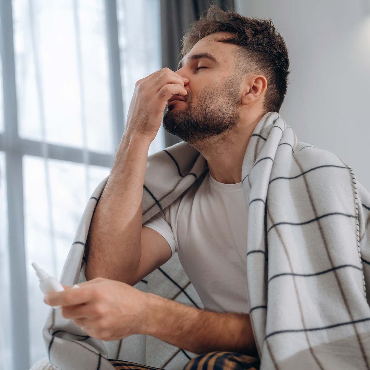 What’s the Best Nasal Spray for Clogged Ears? - Allermi